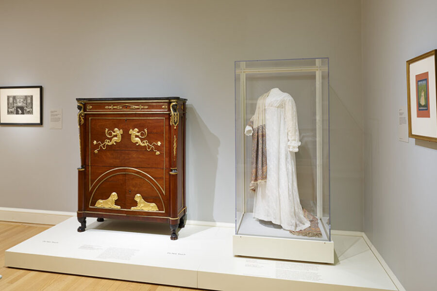 Mannequin Cases Archives - SmallCorp